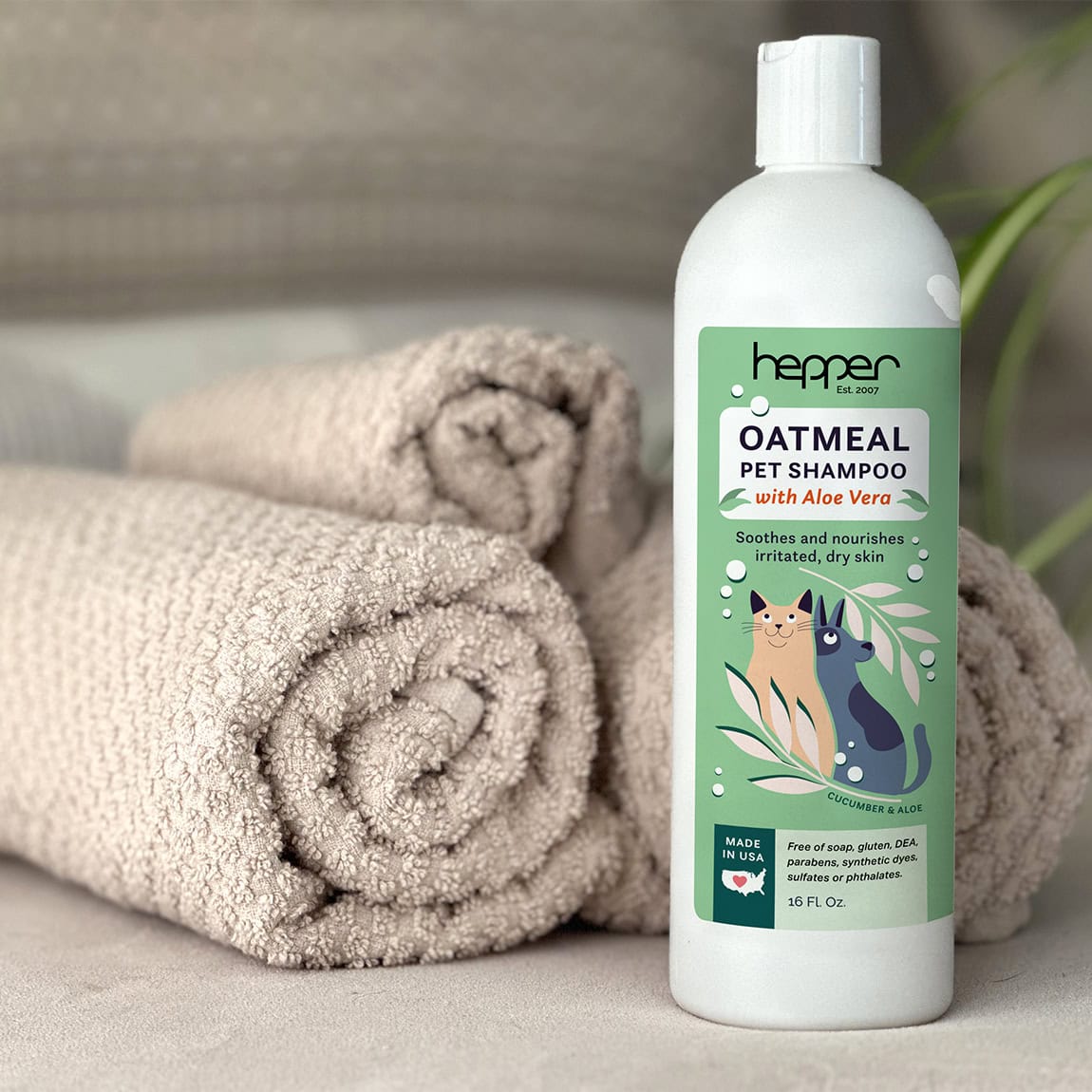 Hepper Colloidal Oatmeal Pet Shampoo (Aloe and Cucumber Scent) | Hepper